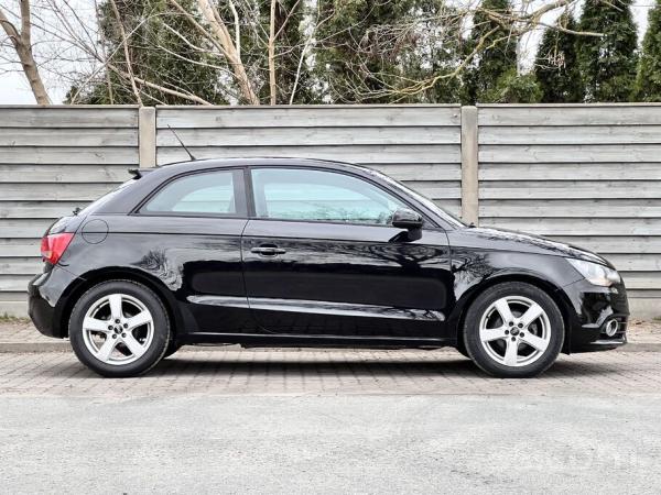 Black Audi A1 2012 in Jelgava, with an engine capacity of 1.60 L and mileage of 126 thousand km for 5399 €, photo 4 on AUTOMOTO.COM.LV