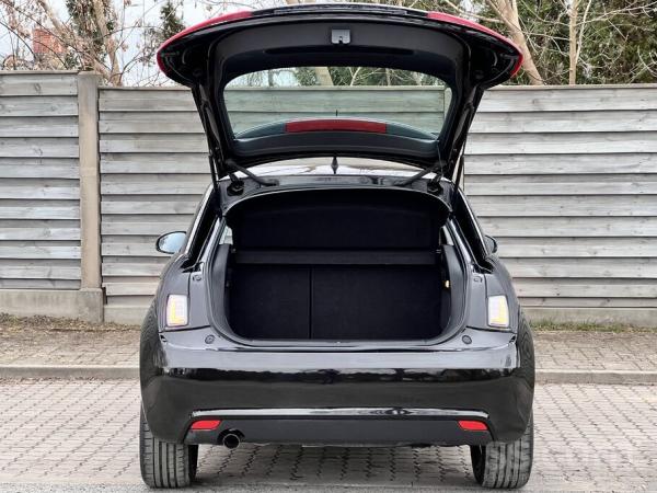 Black Audi A1 2012 in Jelgava, with an engine capacity of 1.60 L and mileage of 126 thousand km for 5399 €, photo 9 on AUTOMOTO.COM.LV