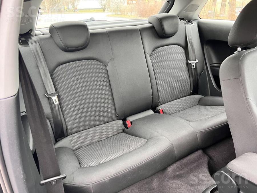 Black Audi A1 2012 in Jelgava, with an engine capacity of 1.60 L and mileage of 126 thousand km for 5399 €, photo 12 on AUTOMOTO.COM.LV