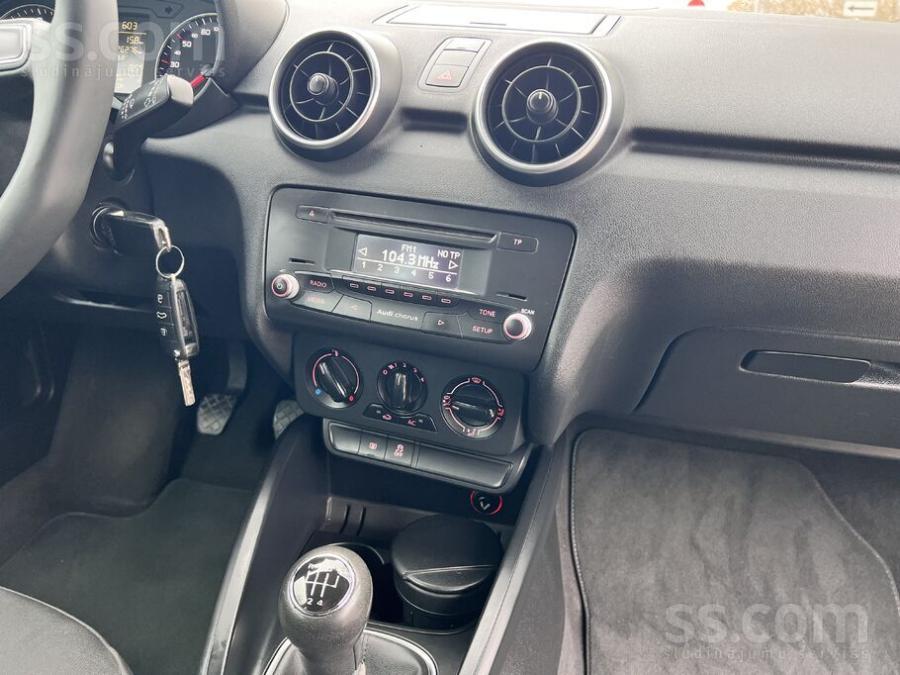 Black Audi A1 2012 in Jelgava, with an engine capacity of 1.60 L and mileage of 126 thousand km for 5399 €, photo 23 on AUTOMOTO.COM.LV