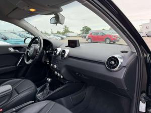 Melns Audi A1 2012 Marijampole, ar dzinēja tilpumu 1.60 L un nobraukumu 245 tūkst. km par 6200 €, foto 12 vietnē AUTOMOTO.COM.LV