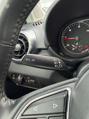 Melns Audi A1 2012 Marijampole, ar dzinēja tilpumu 1.60 L un nobraukumu 245 tūkst. km par 6200 €, foto 37 vietnē AUTOMOTO.COM.LV