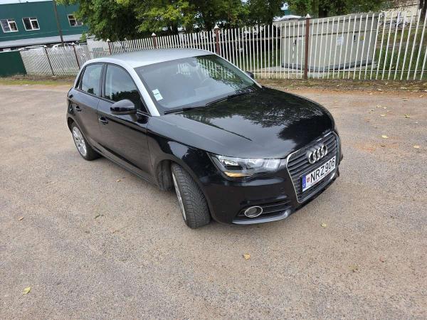 Black Audi A1 2012 in Sakiai, with an engine capacity of 1.60 L and mileage of 259 thousand km for 4450 €, photo 2 on AUTOMOTO.COM.LV