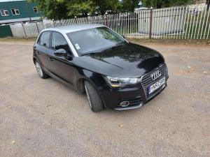 Melns Audi A1 2012 Šakiai, ar dzinēja tilpumu 1.60 L un nobraukumu 259 tūkst. km par 4450 €, foto 3 vietnē AUTOMOTO.COM.LV