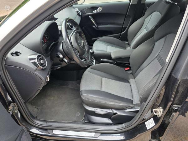 Black Audi A1 2012 in Sakiai, with an engine capacity of 1.60 L and mileage of 259 thousand km for 4450 €, photo 7 on AUTOMOTO.COM.LV