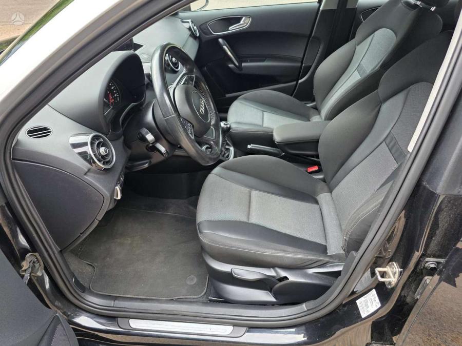 Melns Audi A1 2012 Šakiai, ar dzinēja tilpumu 1.60 L un nobraukumu 259 tūkst. km par 4450 €, foto 8 vietnē AUTOMOTO.COM.LV