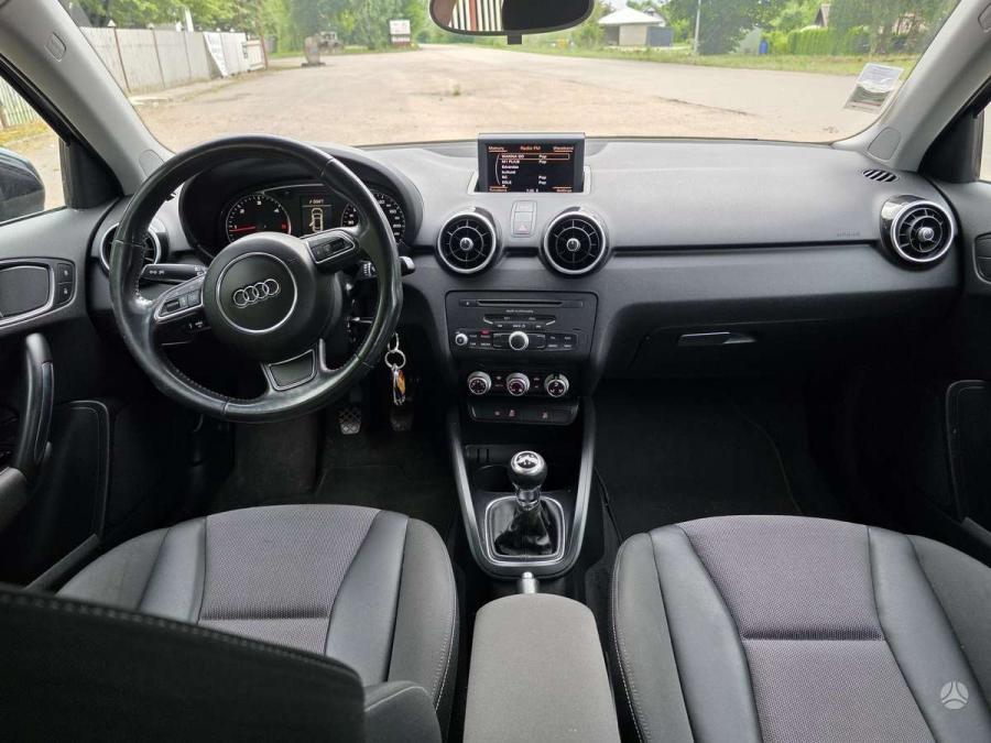 Melns Audi A1 2012 Šakiai, ar dzinēja tilpumu 1.60 L un nobraukumu 259 tūkst. km par 4450 €, foto 9 vietnē AUTOMOTO.COM.LV