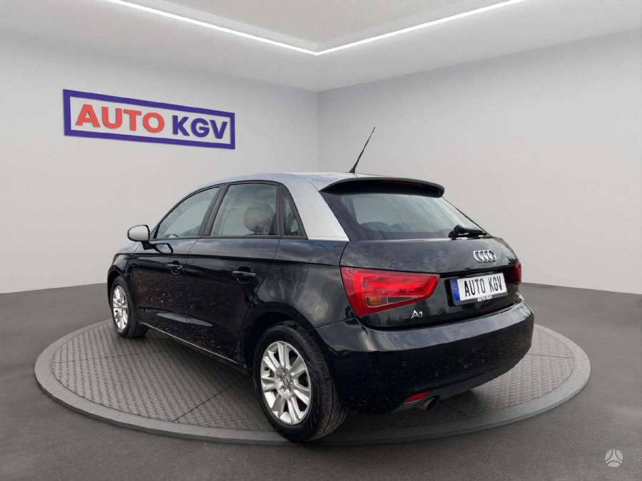 Black Audi A1 2013 in Vilnius, with an engine capacity of 1.60 L and mileage of 202 thousand km for 5899 €, photo 3 on AUTOMOTO.COM.LV