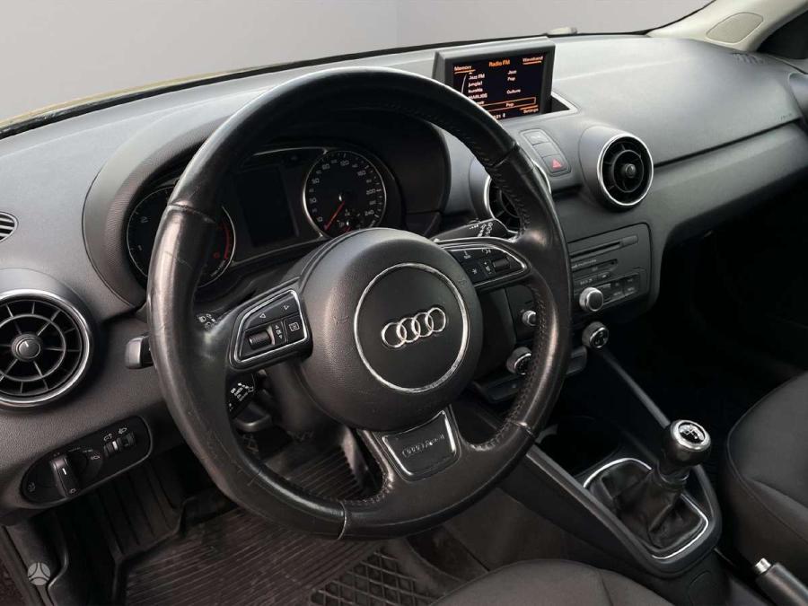 Black Audi A1 2013 in Vilnius, with an engine capacity of 1.60 L and mileage of 202 thousand km for 5899 €, photo 13 on AUTOMOTO.COM.LV