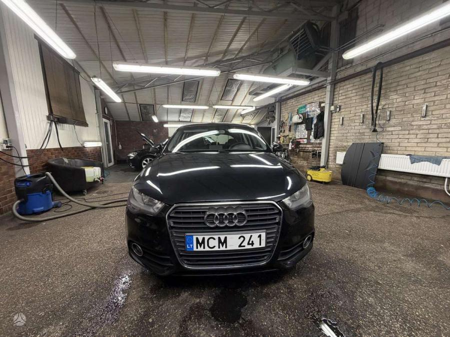 Melns Audi A1 2013 Kauņa, ar dzinēja tilpumu 1.60 L un nobraukumu 198 tūkst. km par 6495 €, foto 2 vietnē AUTOMOTO.COM.LV