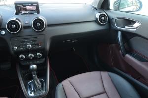 Black Audi A1 2013 in Kaunas, with an engine capacity of 1.60 L and mileage of 253 thousand km for 6750 €, photo 35 on AUTOMOTO.COM.LV
