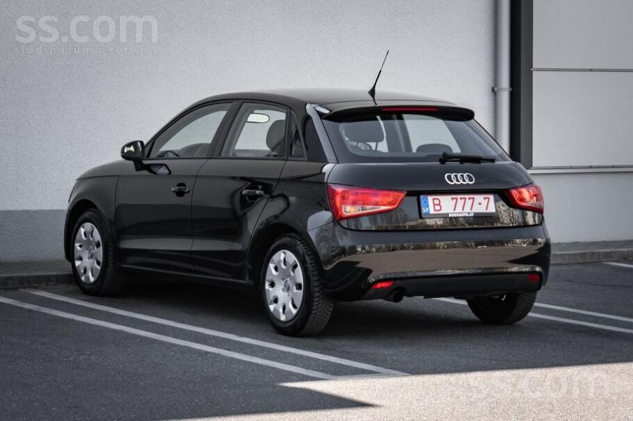 Black Audi A1 2013 in Riga, with an engine capacity of 1.60 L and mileage of 225 thousand km for 6950 €, photo 7 on AUTOMOTO.COM.LV