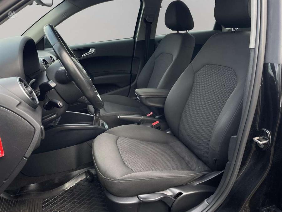 Melns Audi A1 2013 Viļņa, ar dzinēja tilpumu 1.60 L un nobraukumu 202 tūkst. km par 4999 €, foto 12 vietnē AUTOMOTO.COM.LV