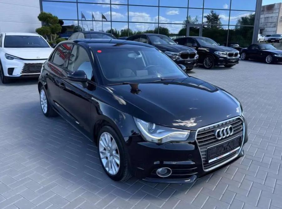 Black Audi A1 2013 in Telschi, with an engine capacity of 1.40 L and mileage of 252 thousand km for 4990 €, photo 1 on AUTOMOTO.COM.LV