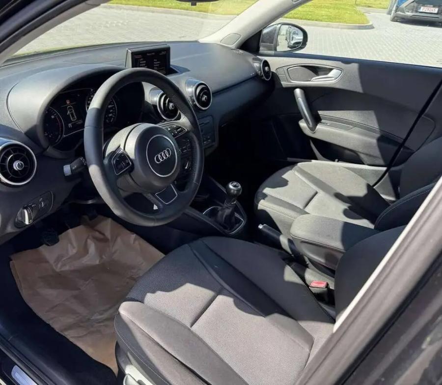 Black Audi A1 2013 in Telschi, with an engine capacity of 1.40 L and mileage of 252 thousand km for 4990 €, photo 12 on AUTOMOTO.COM.LV