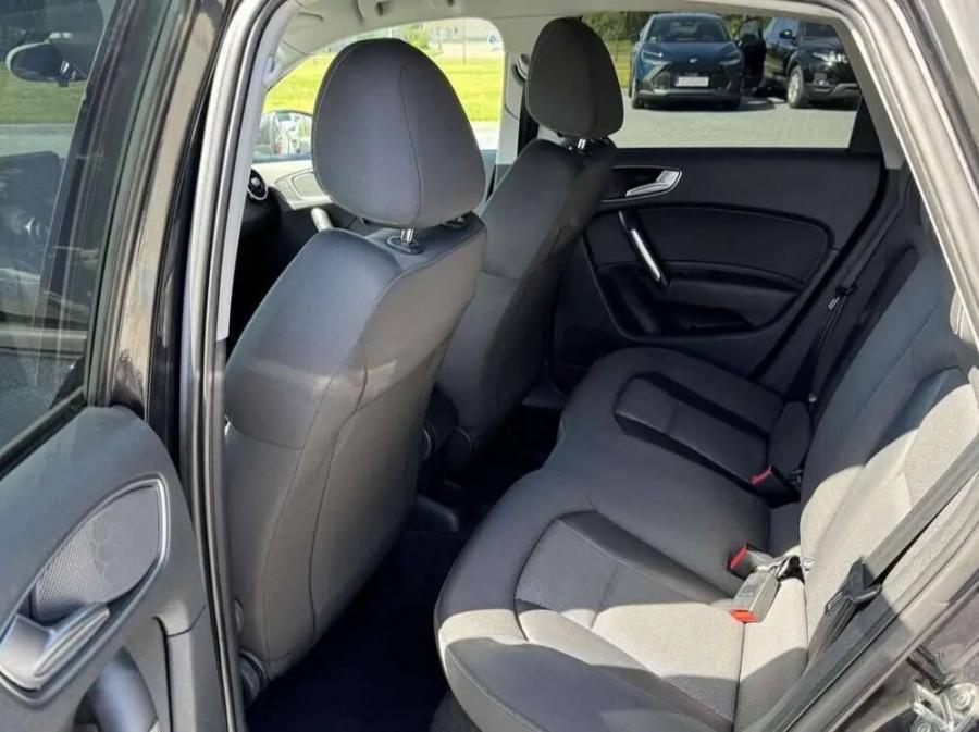 Black Audi A1 2013 in Telschi, with an engine capacity of 1.40 L and mileage of 252 thousand km for 4990 €, photo 13 on AUTOMOTO.COM.LV