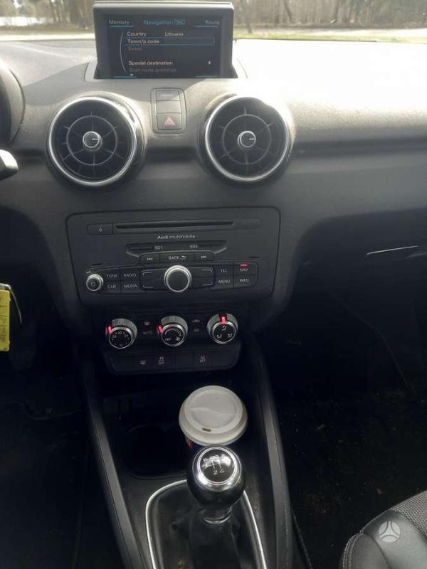 Melns Audi A1 2013 Panevēža, ar dzinēja tilpumu 1.60 L un nobraukumu 250 tūkst. km par 4050 €, foto 8 vietnē AUTOMOTO.COM.LV