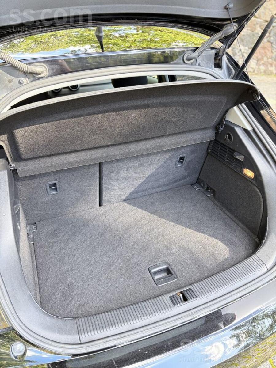 Melns Audi A1 2013 Gulbene, ar dzinēja tilpumu 1.60 L un nobraukumu 270 tūkst. km par 5300 €, foto 9 vietnē AUTOMOTO.COM.LV