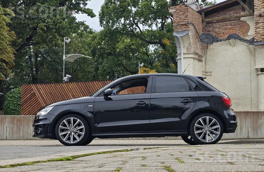 Black Audi A1 2013 in Jelgava, with an engine capacity of 1.60 L and mileage of 183 thousand km for 6900 €, photo 5 on AUTOMOTO.COM.LV