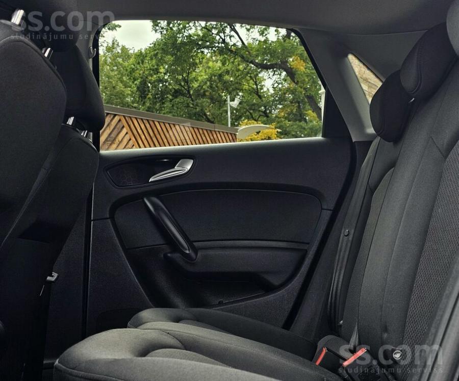 Black Audi A1 2013 in Jelgava, with an engine capacity of 1.60 L and mileage of 183 thousand km for 6900 €, photo 14 on AUTOMOTO.COM.LV