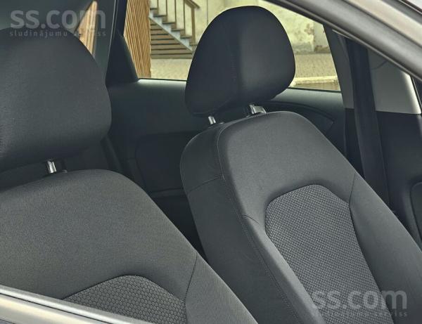 Audi A1 2013 in Jelgava on AUTOMOTO.COM.LV Black Audi A1 2013 in Jelgava, with an engine capacity of 1.60 L and mileage of 183 thousand km for 6900 β¬, photo 11 on AUTOMOTO.COM.LV