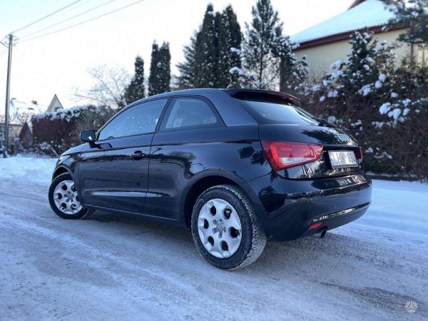 Black Audi A1 2014 in Vilnius, with an engine capacity of 1.60 L and mileage of 210 thousand km for 3450 €, photo 5 on AUTOMOTO.COM.LV