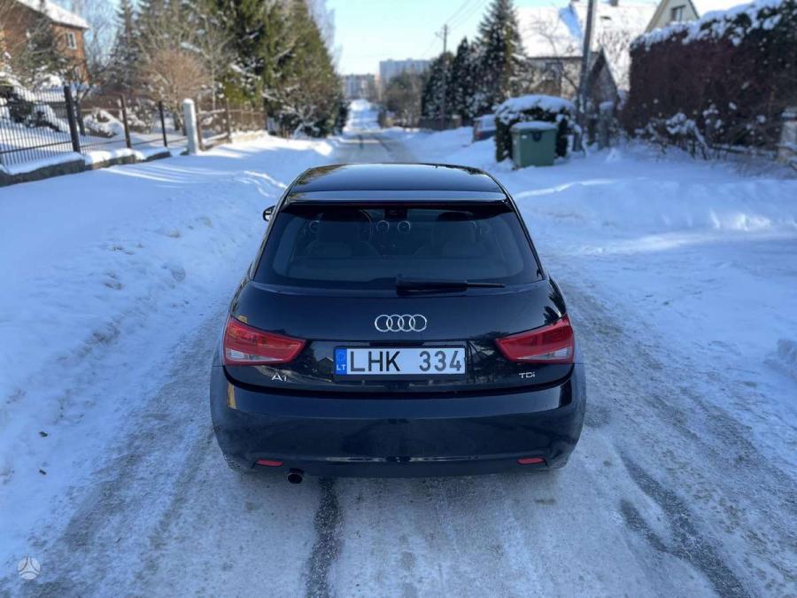 Black Audi A1 2014 in Vilnius, with an engine capacity of 1.60 L and mileage of 210 thousand km for 3450 €, photo 8 on AUTOMOTO.COM.LV