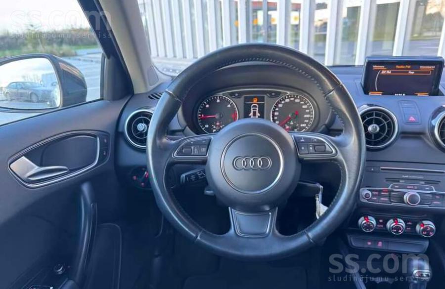 Melns Audi A1 2015 Ogre, ar dzinēja tilpumu 1.40 L un nobraukumu 161 tūkst. km par 9300 €, foto 5 vietnē AUTOMOTO.COM.LV