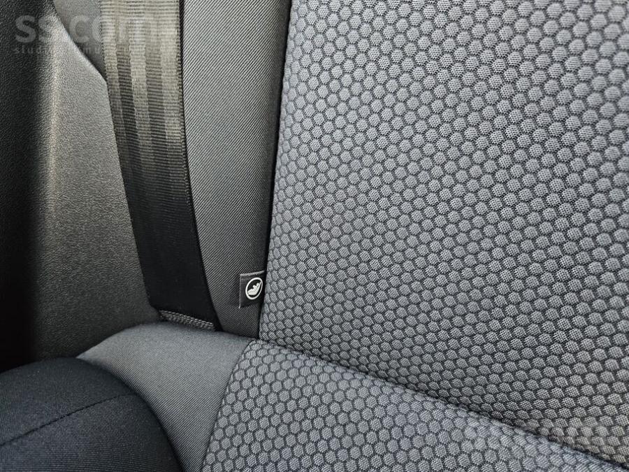 Black Audi A1 2016 in Jekabpils, with an engine capacity of 1.40 L and mileage of 186 thousand km for 6890 €, photo 28 on AUTOMOTO.COM.LV