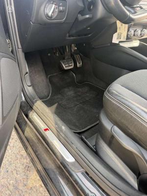 Melns Audi A1 2017 Kauņa, ar dzinēja tilpumu 1.42 L un nobraukumu 105 tūkst. km par 6500 €, foto 20 vietnē AUTOMOTO.COM.LV