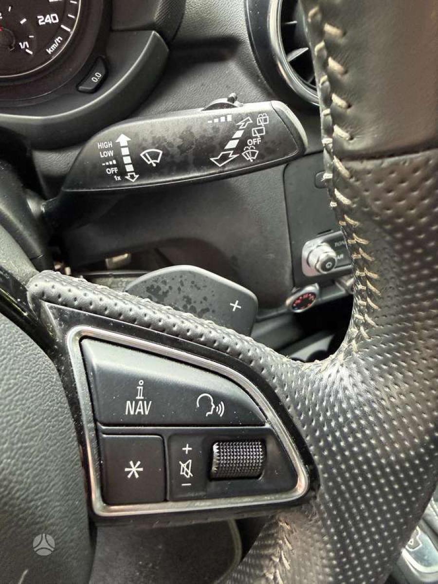 Black Audi A1 2017 in Kaunas, with an engine capacity of 1.40 L and mileage of 105 thousand km for 5400 €, photo 19 on AUTOMOTO.COM.LV