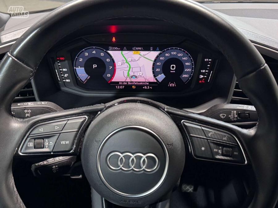 Black Audi A1 2023 in Kaunas, with an engine capacity of 1.50 L and mileage of 99 thousand km for 23327 €, photo 5 on AUTOMOTO.COM.LV