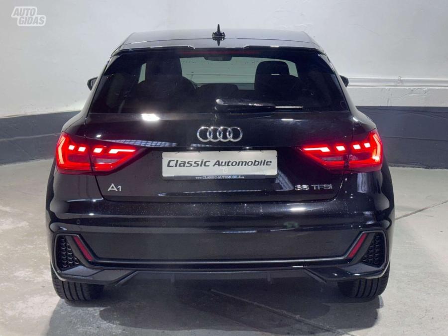 Black Audi A1 2023 in Kaunas, with an engine capacity of 1.50 L and mileage of 99 thousand km for 23327 €, photo 10 on AUTOMOTO.COM.LV