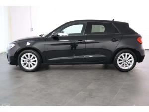 Black Audi A1 2024 in Kaunas, with an engine capacity of 1.00 L and mileage of 13 thousand km for 24336 €, photo 7 on AUTOMOTO.COM.LV
