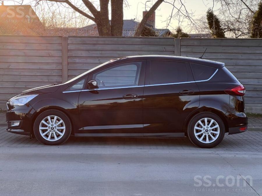 Melns Audi A1 2018 Jelgava, ar dzinēja tilpumu 2.00 L un nobraukumu 225 tūkst. km par 6995 €, foto 7 vietnē AUTOMOTO.COM.LV