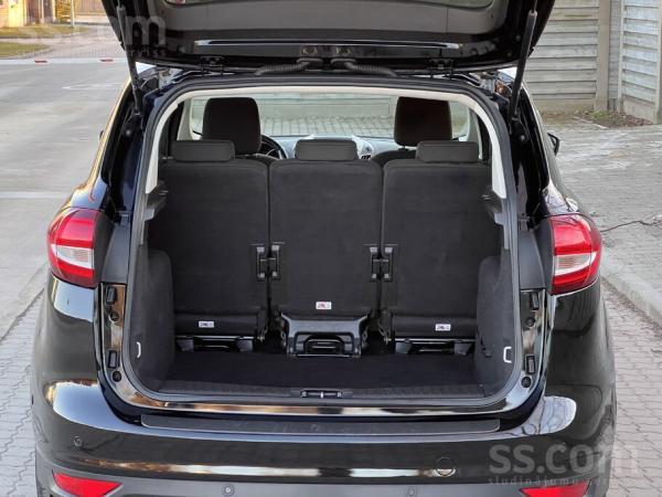 Melns Audi A1 2018 Jelgava, ar dzinēja tilpumu 2.00 L un nobraukumu 225 tūkst. km par 6995 €, foto 9 vietnē AUTOMOTO.COM.LV