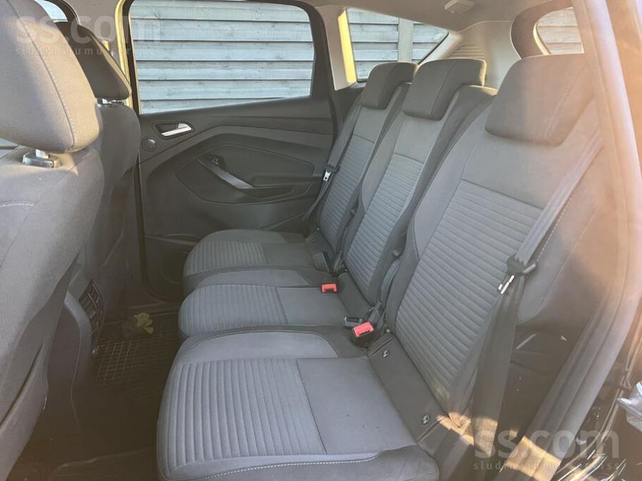 Melns Audi A1 2018 Jelgava, ar dzinēja tilpumu 2.00 L un nobraukumu 225 tūkst. km par 6995 €, foto 11 vietnē AUTOMOTO.COM.LV