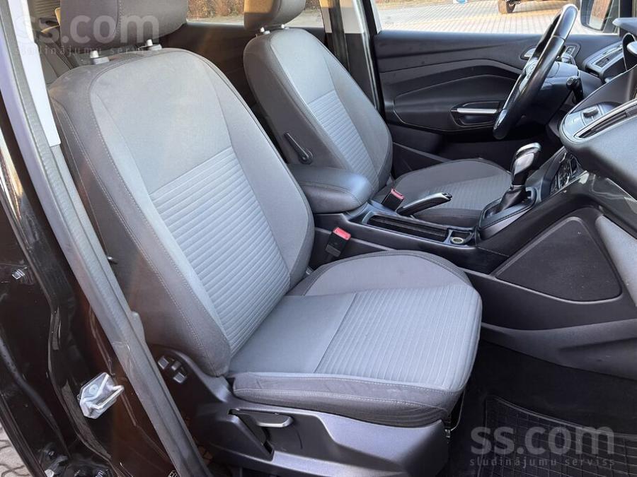 Melns Audi A1 2018 Jelgava, ar dzinēja tilpumu 2.00 L un nobraukumu 225 tūkst. km par 6995 €, foto 12 vietnē AUTOMOTO.COM.LV