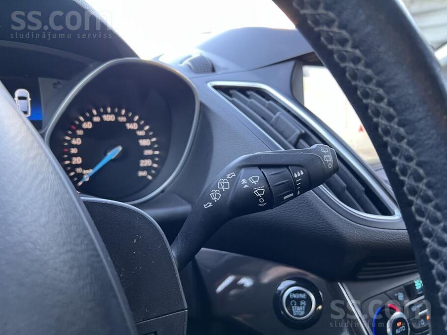 Melns Audi A1 2018 Jelgava, ar dzinēja tilpumu 2.00 L un nobraukumu 225 tūkst. km par 6995 €, foto 18 vietnē AUTOMOTO.COM.LV