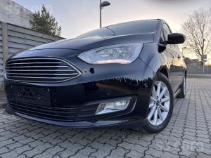 Melns Audi A1 2018 Jelgava, ar dzinēja tilpumu 2.00 L un nobraukumu 225 tūkst. km par 6995 €, foto 32 vietnē AUTOMOTO.COM.LV