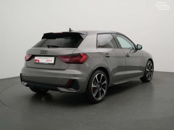 Melns Audi A1 2021 Kauņa, ar dzinēja tilpumu 1.50 L un nobraukumu 26 tūkst. km par 29289 €, foto 3 vietnē AUTOMOTO.COM.LV