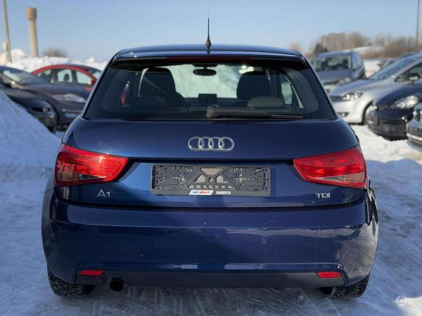 Blue Audi A1 2011 in Kretinga, with an engine capacity of 1.60 L and mileage of 233 thousand km for 4600 €, photo 8 on AUTOMOTO.COM.LV