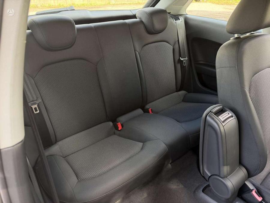 Blue Audi A1 2011 in Kretinga, with an engine capacity of 1.60 L and mileage of 234 thousand km for 4350 €, photo 23 on AUTOMOTO.COM.LV