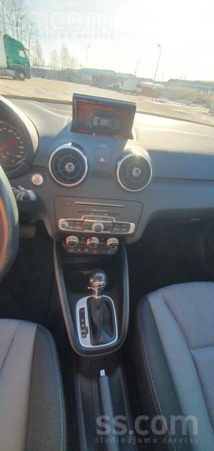 Zils Audi A1 2015 Aizkraukle, ar dzinēja tilpumu 1.40 L un nobraukumu 160 tūkst. km par 7700 €, foto 13 vietnē AUTOMOTO.COM.LV