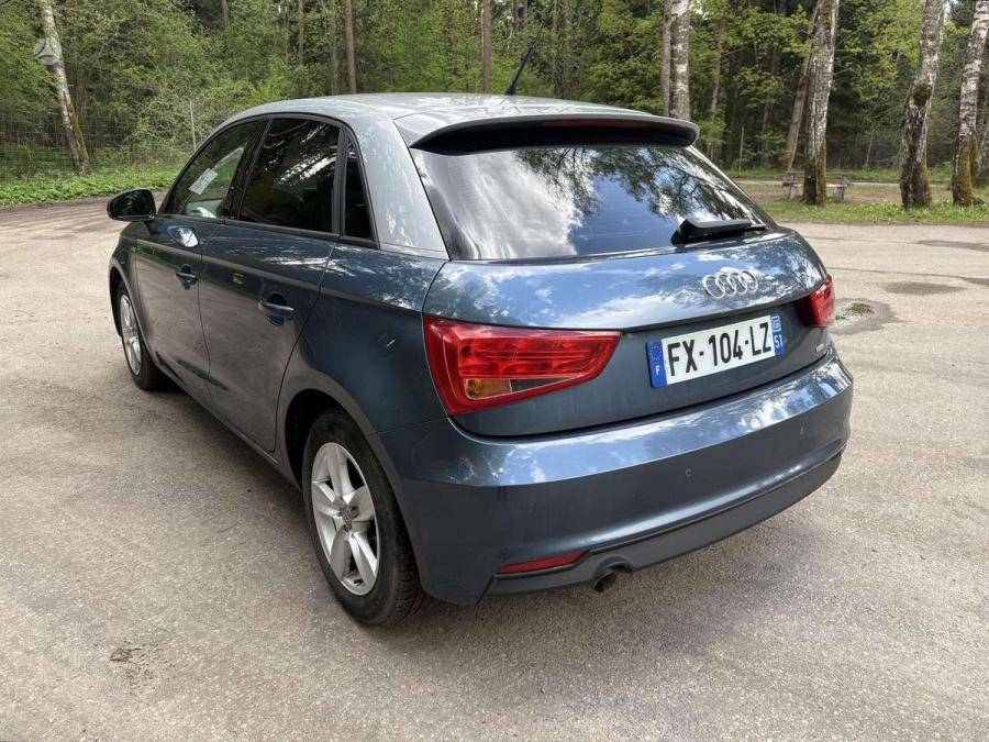 Zils Audi A1 2015 Tauragė, ar dzinēja tilpumu 1.60 L un nobraukumu 209 tūkst. km par 6400 €, foto 6 vietnē AUTOMOTO.COM.LV