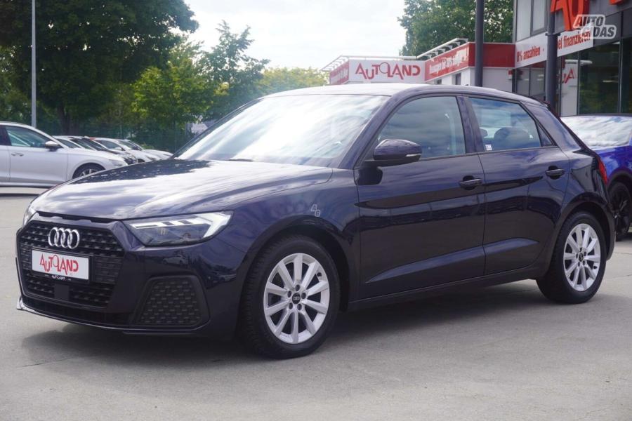 Zils Audi A1 2021 Kauņa, ar dzinēja tilpumu 1.00 L un nobraukumu 36 tūkst. km par 23935 €, foto 2 vietnē AUTOMOTO.COM.LV