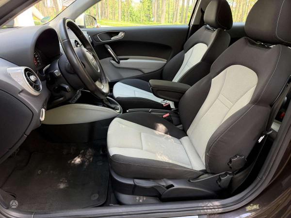 Brown Audi A1 2010 in Utena, with an engine capacity of 1.40 L and mileage of 266 thousand km for 4950 €, photo 7 on AUTOMOTO.COM.LV