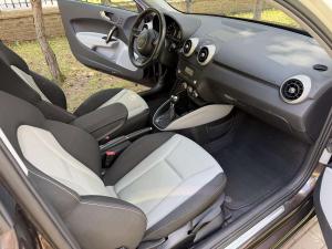Brown Audi A1 2010 in Utena, with an engine capacity of 1.40 L and mileage of 266 thousand km for 4950 €, photo 12 on AUTOMOTO.COM.LV