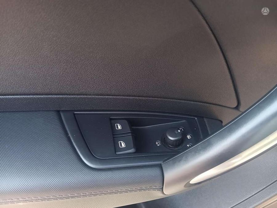 Brūns Audi A1 2011 Utena, ar dzinēja tilpumu 1.39 L un nobraukumu 245 tūkst. km par 5990 €, foto 26 vietnē AUTOMOTO.COM.LV
