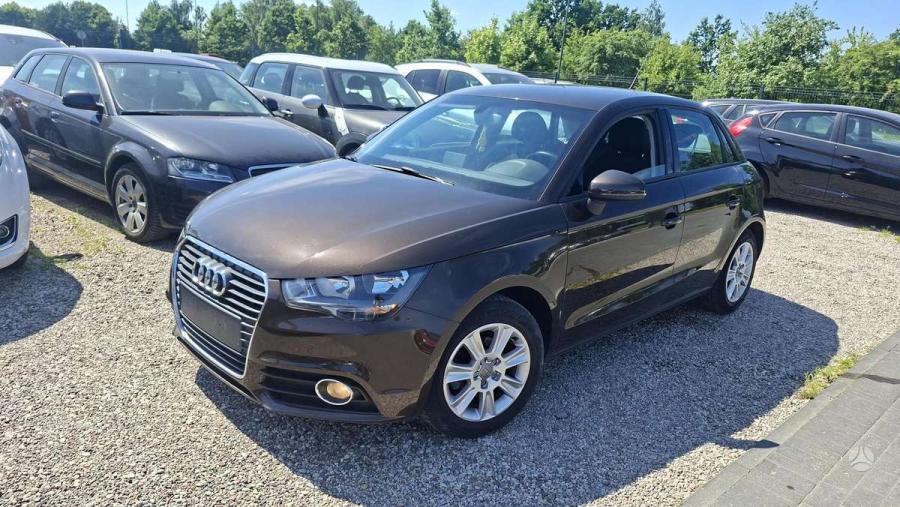 Brown Audi A1 2012 in Kaunas, with an engine capacity of 1.20 L and mileage of 160 thousand km for 5650 €, photo 1 on AUTOMOTO.COM.LV